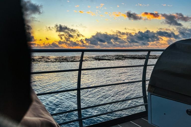 Reef Sleep Whitsundays: Great Barrier Reef Underwater Hotel | Frugal ...