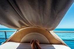 Reef Sleep Whitsundays: Great Barrier Reef Underwater Hotel | Frugal ...